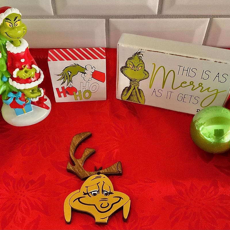 Grinch Tree Toppers - Etsy