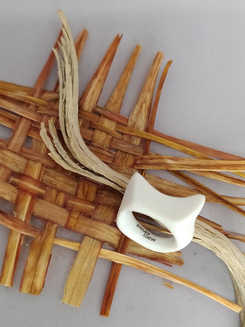 Oversized Bold Ring Design, White Jewelry, Unusual Rings, Modern ...