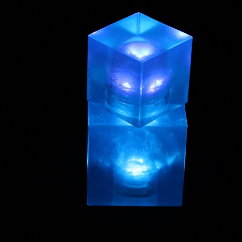 Tesseract Loki Cosmic Cube Tesseract Cube With LED Marvel - Etsy