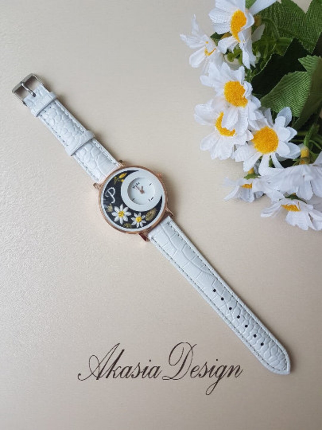 Embroidered Women's Watch|white Floral Wrist Watch for Women ...