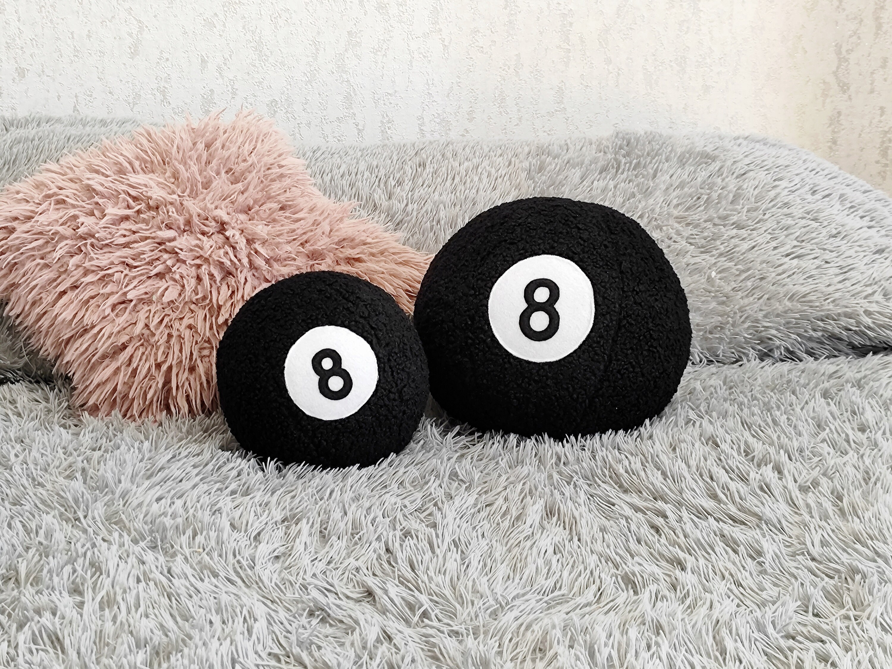 Sherpa 8 Ball Pillow, Magic Eight Ball Cushion, Tufted Black Pillow 8 ...