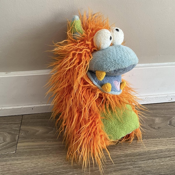 Fuzzy marionet - Etsy México