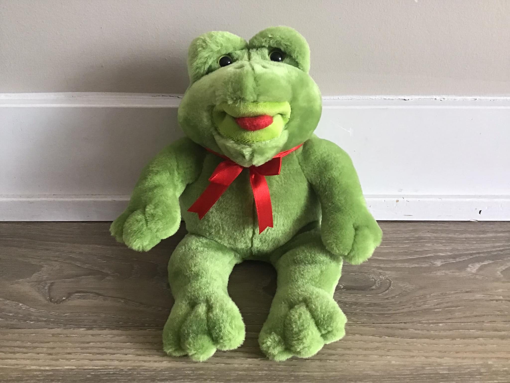 Ganz Green Frog With Red Bow Stuffed Animal Toy Plush 8" - Etsy