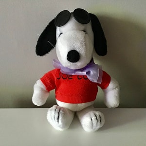 Vintage Snoopy Plush 1965 12" Joe Cool Snoopy Plush Peanuts Red Shirt ...