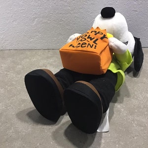 Snoopy Peanuts Hallmark Happy Howl-o-ween Plush Toy ~12" Halloween ...