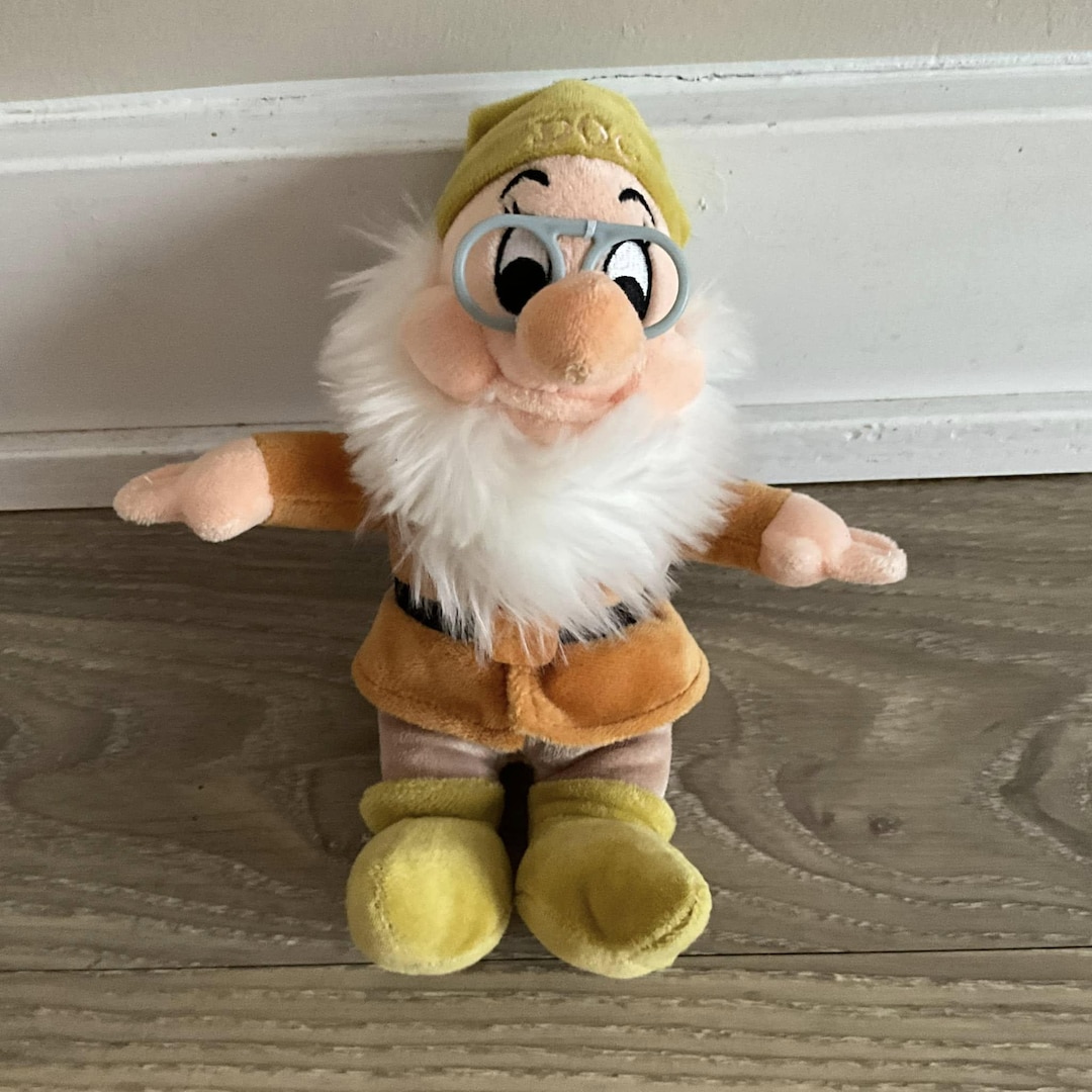 Disney Snow White and the 7 Dwarfs DOC Stuffed Doll Plush Toy 8" - Etsy