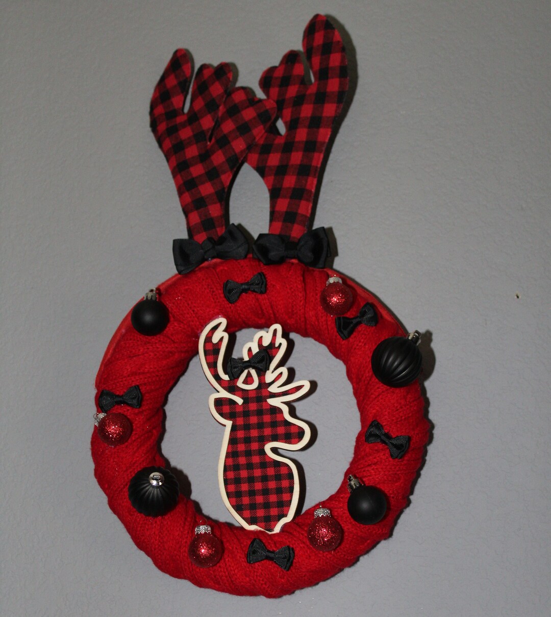Buffalo Plaid Deer Christmas Wreath With Red/black Buffalo Plaid ...