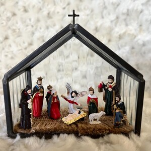 Miniature Glass Manger Scene - Etsy