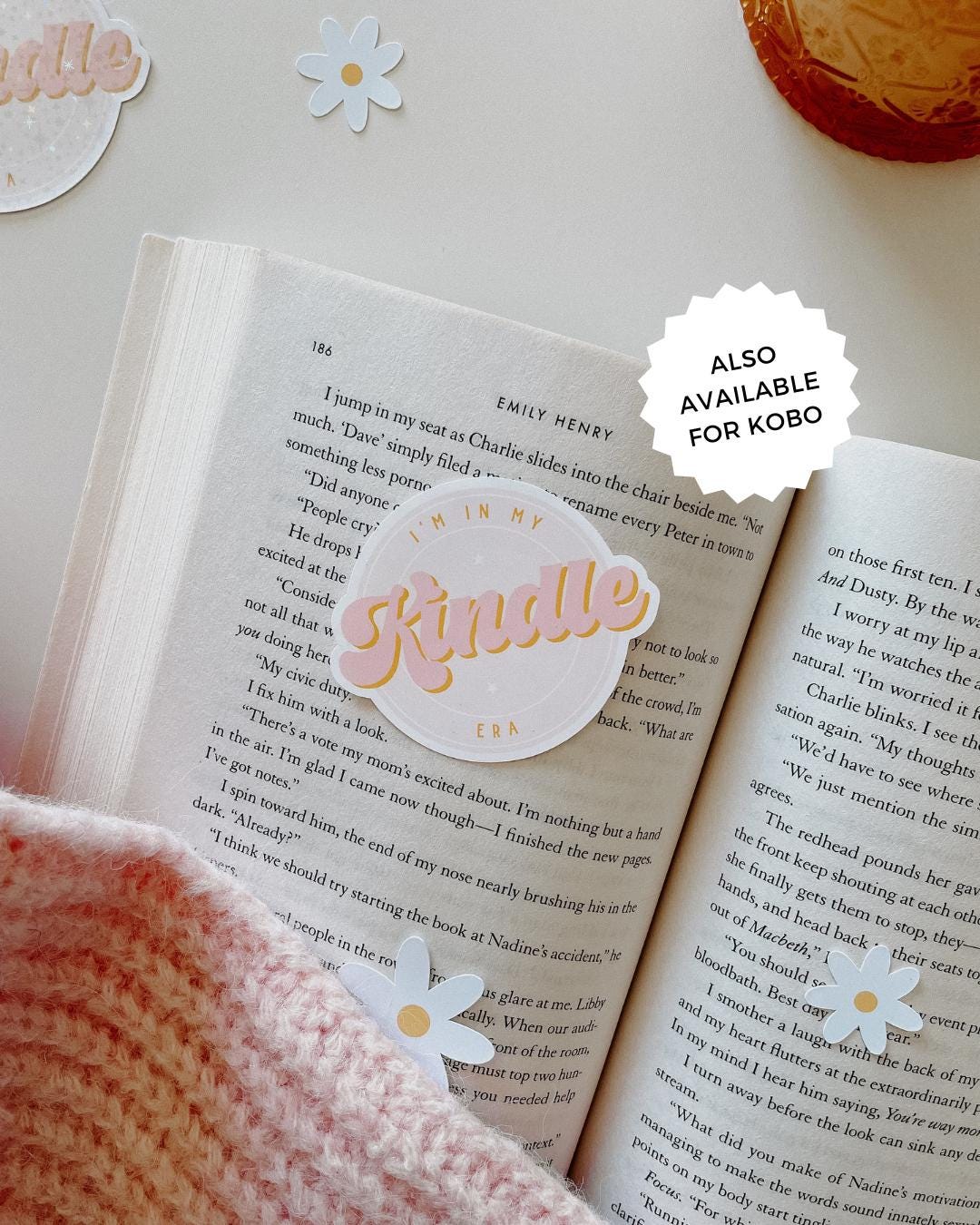 Em minha era Kindle Adesivo Em Formato Redondo | Adesivos livrescos | Adesivos Kindle | Kindle ...