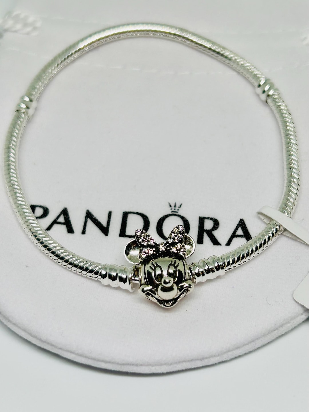 Disney Pandora Moments Pavé Minnie Mouse Clasp Snake Chain Bracelet - Etsy