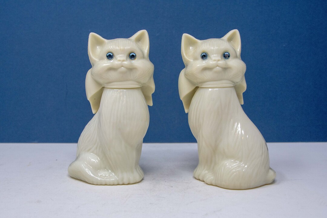 A Pair of Vintage Avon White Cat With Rhinestone Eyes Colonge Bottles ...