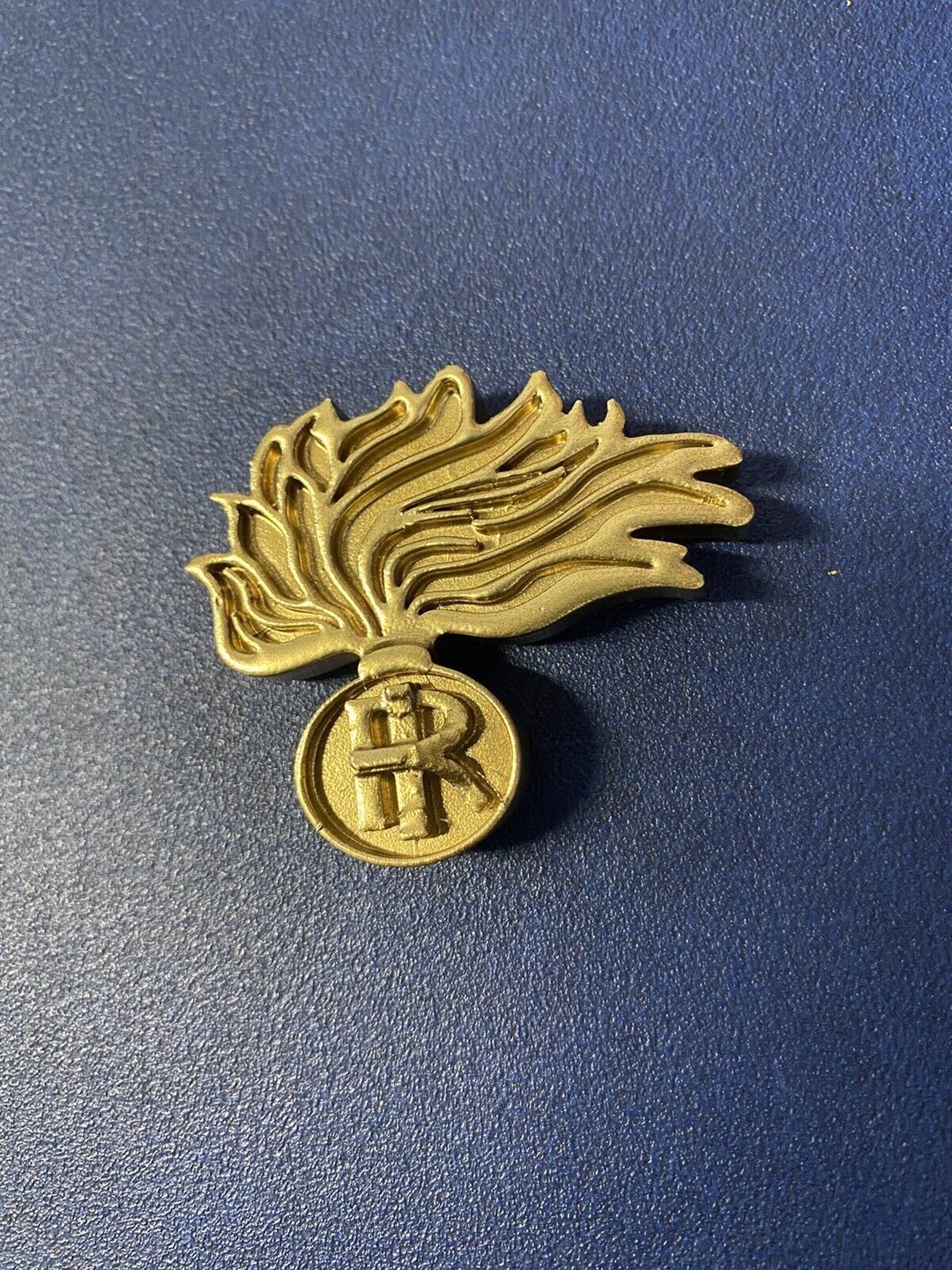 Carabinieri Weapon Flame With Magnet 4.5 Cm X 5 Cm X 0.8 Cm - Etsy