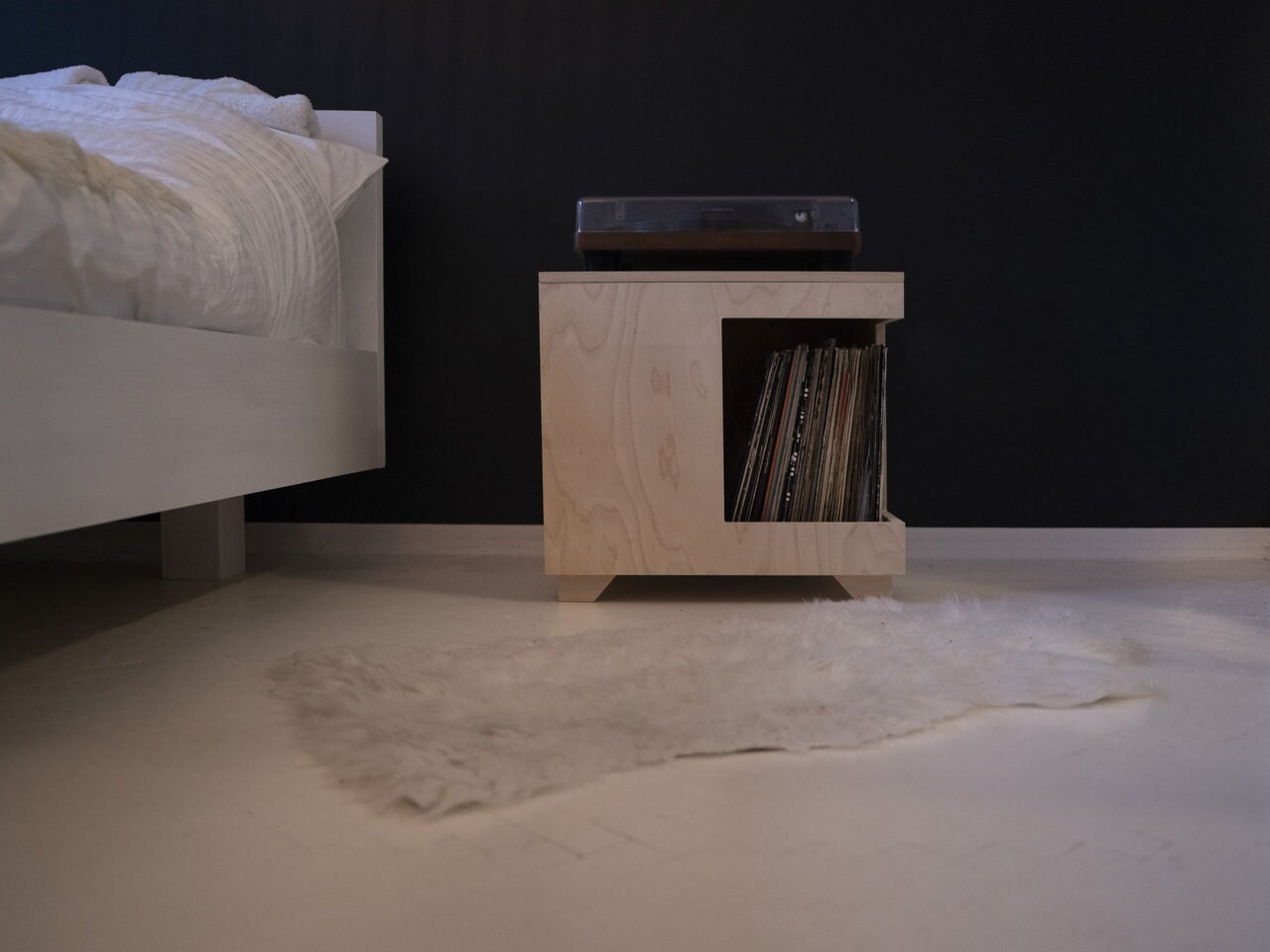 Minimalistic Record Player Stand Console Nightstand - Etsy