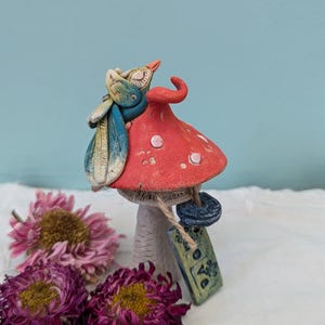 Quirky Bird Toadstool - Etsy