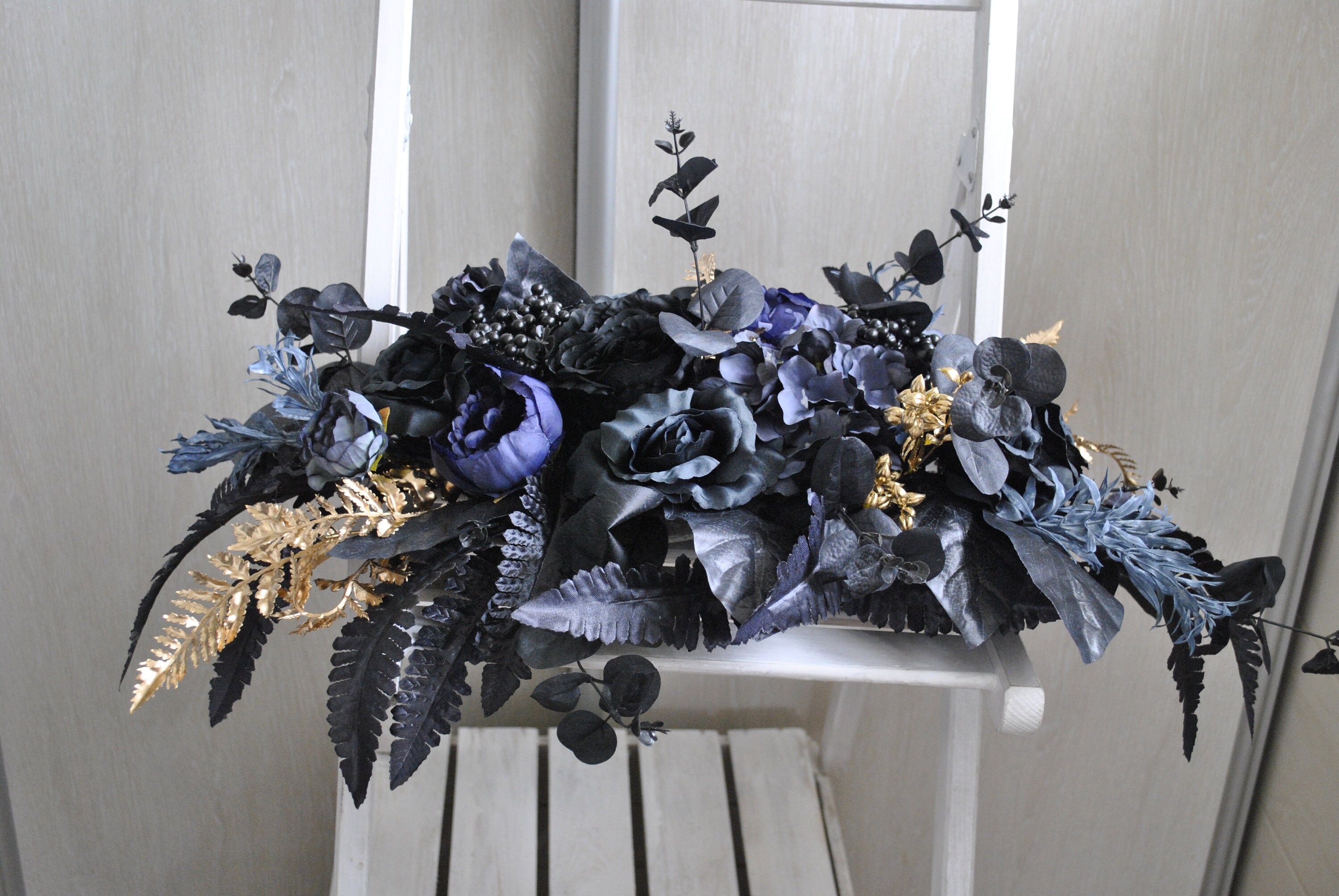Black Wedding Arch Swag, Gothic Wedding Arch Flowers, Halloween Wedding ...