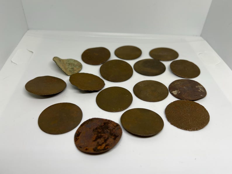 Lot of 1700s Colonial Large, Flat “dandy” Buttons - Etsy