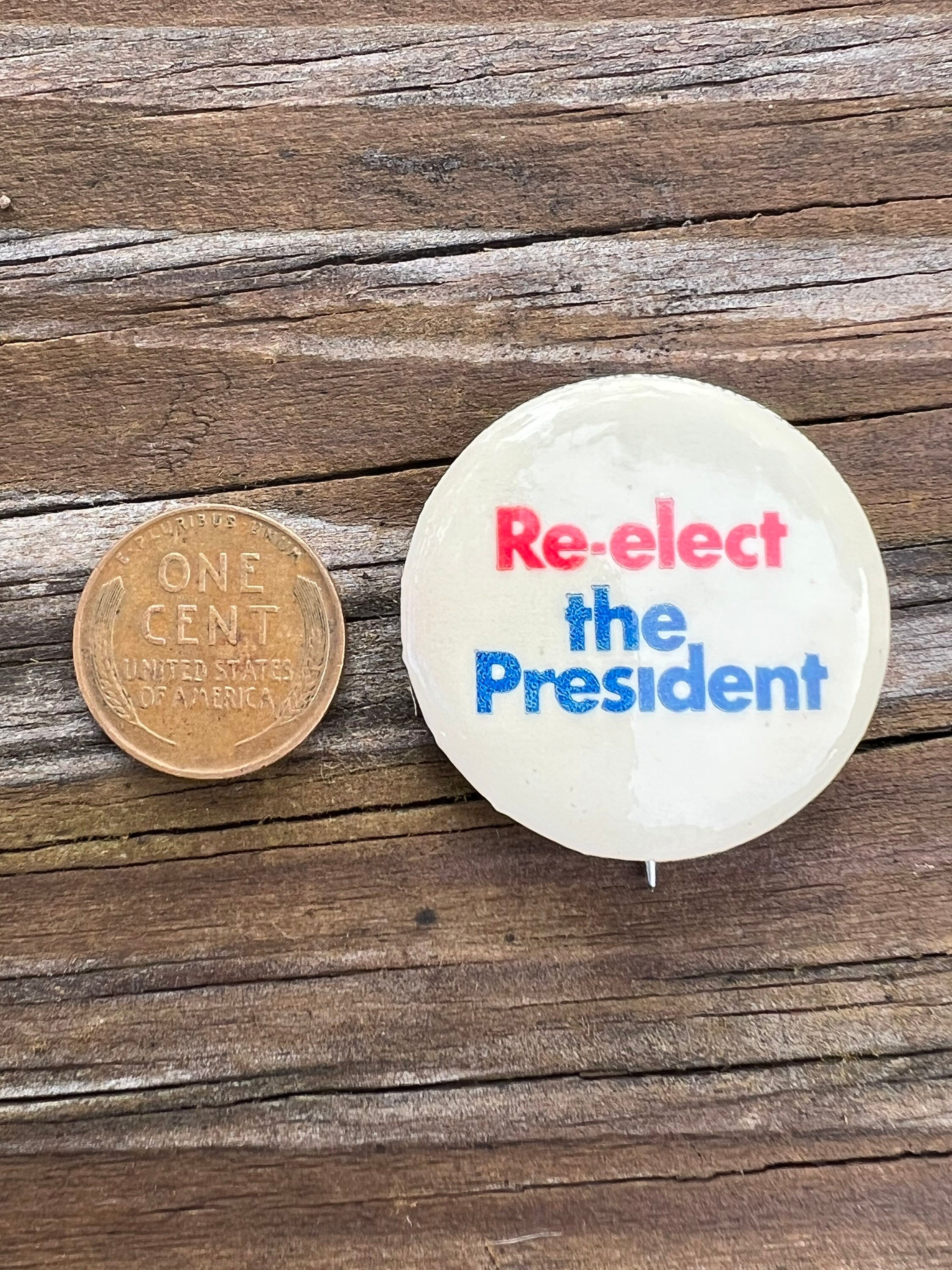 1972 Richard Nixon Re-elect the President Political Pin, Campaign ...