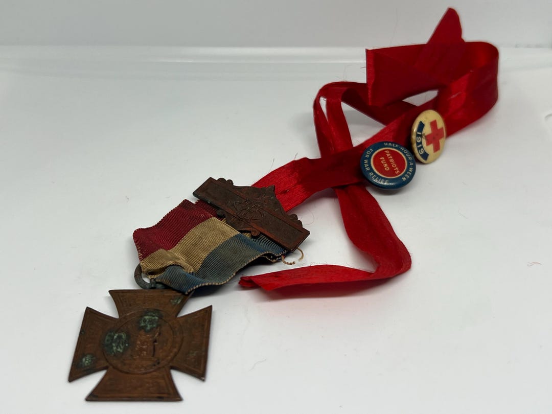 WW1 Era Woman’s Relief Corps (WRC) Medal With Pins & Ribbon - Etsy