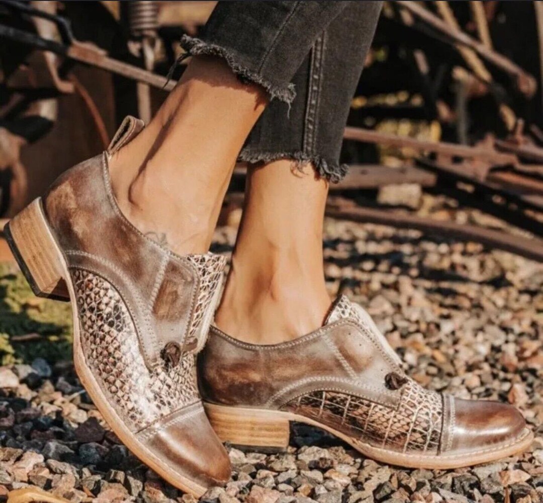 New Freebird by Steven Women Beige Animal Print Mabel Oxford Shoes Size ...