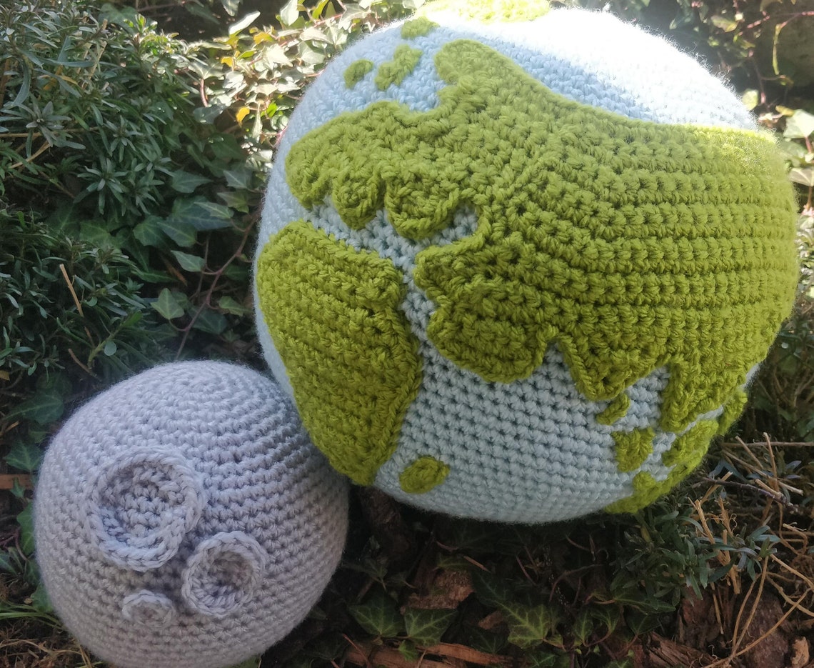PATTERN ONLY Planet Earth Globe and Moon Amigurumi Crochet - Etsy