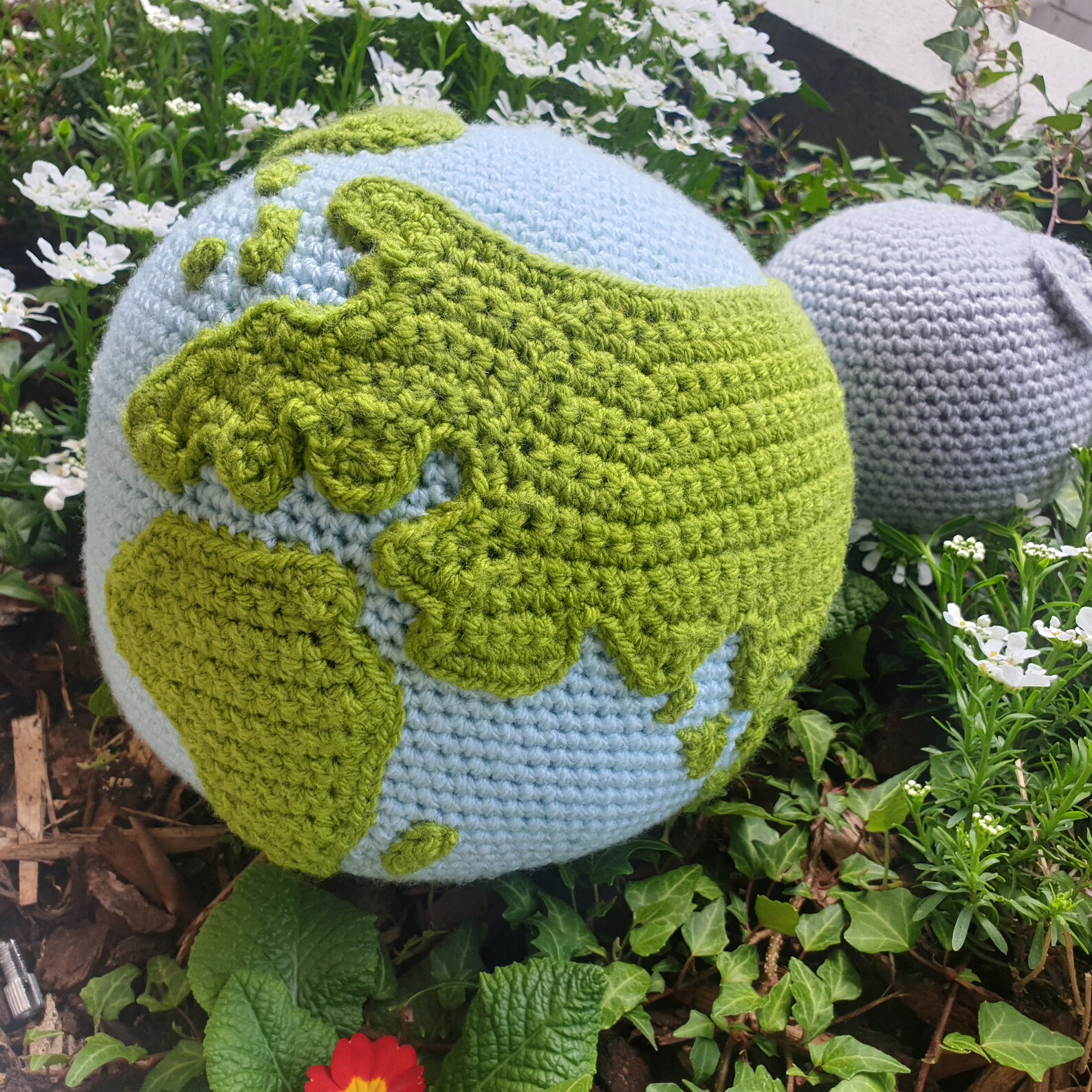 PATTERN ONLY Planet Earth Globe and Moon Amigurumi Crochet - Etsy
