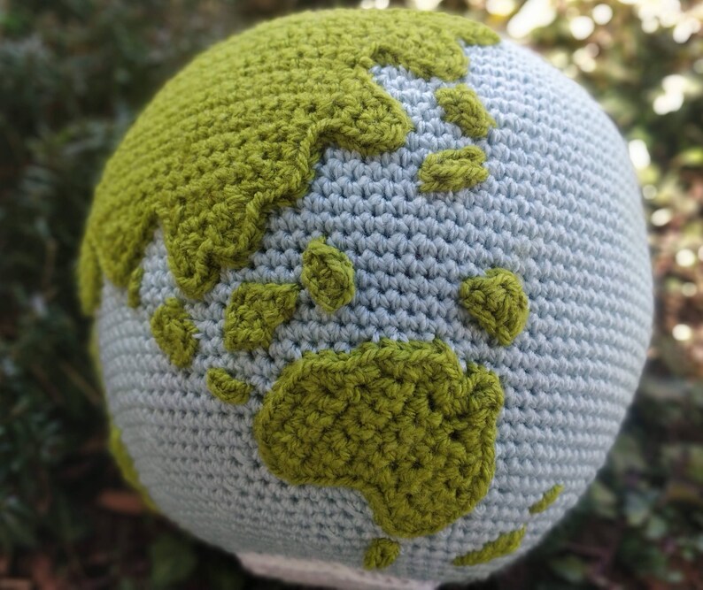 PATTERN ONLY Planet Earth Globe and Moon Amigurumi Crochet - Etsy