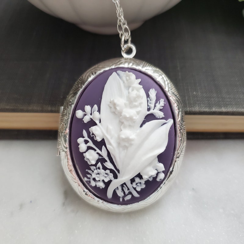 Lily Locket - Etsy