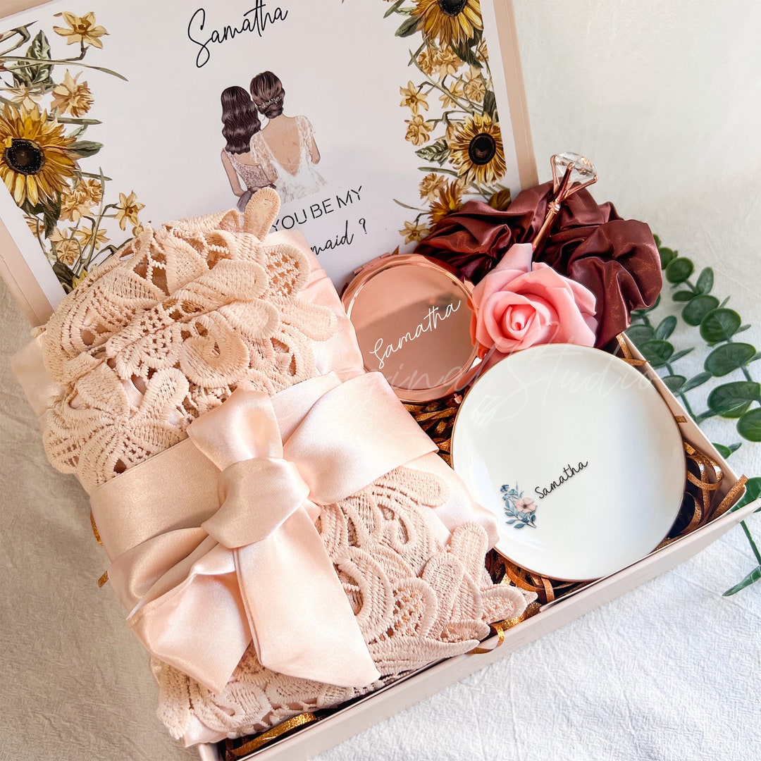 Spring Wedding Gift Box, Bridesmaid Proposal Box, Sunflower Wedding ...