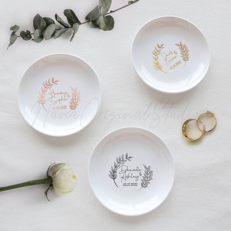 Personalized Ring Holder for Bride and Groom Custom | Etsy