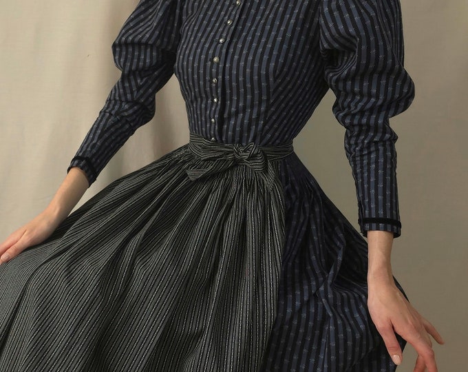 Traditional Austrian Dress Puffy Sleeves Prairie Dress Floral Calico ...