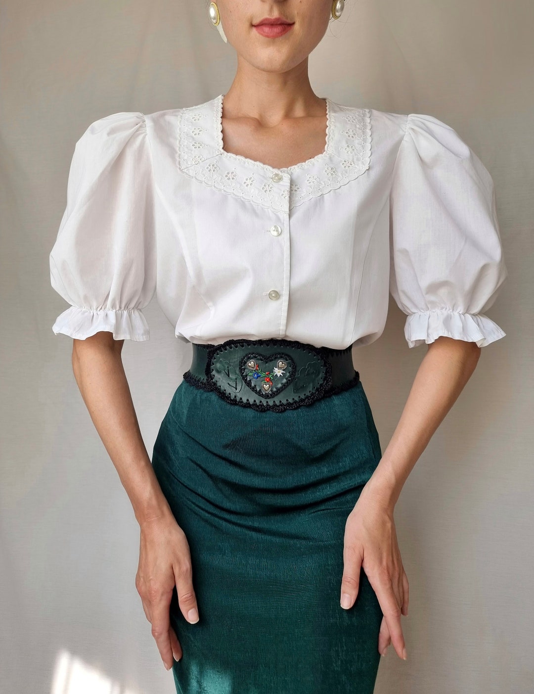 Austrian Blouse Puffy Sleeves Squared Neck Line Eyelet/folklore Blouse ...