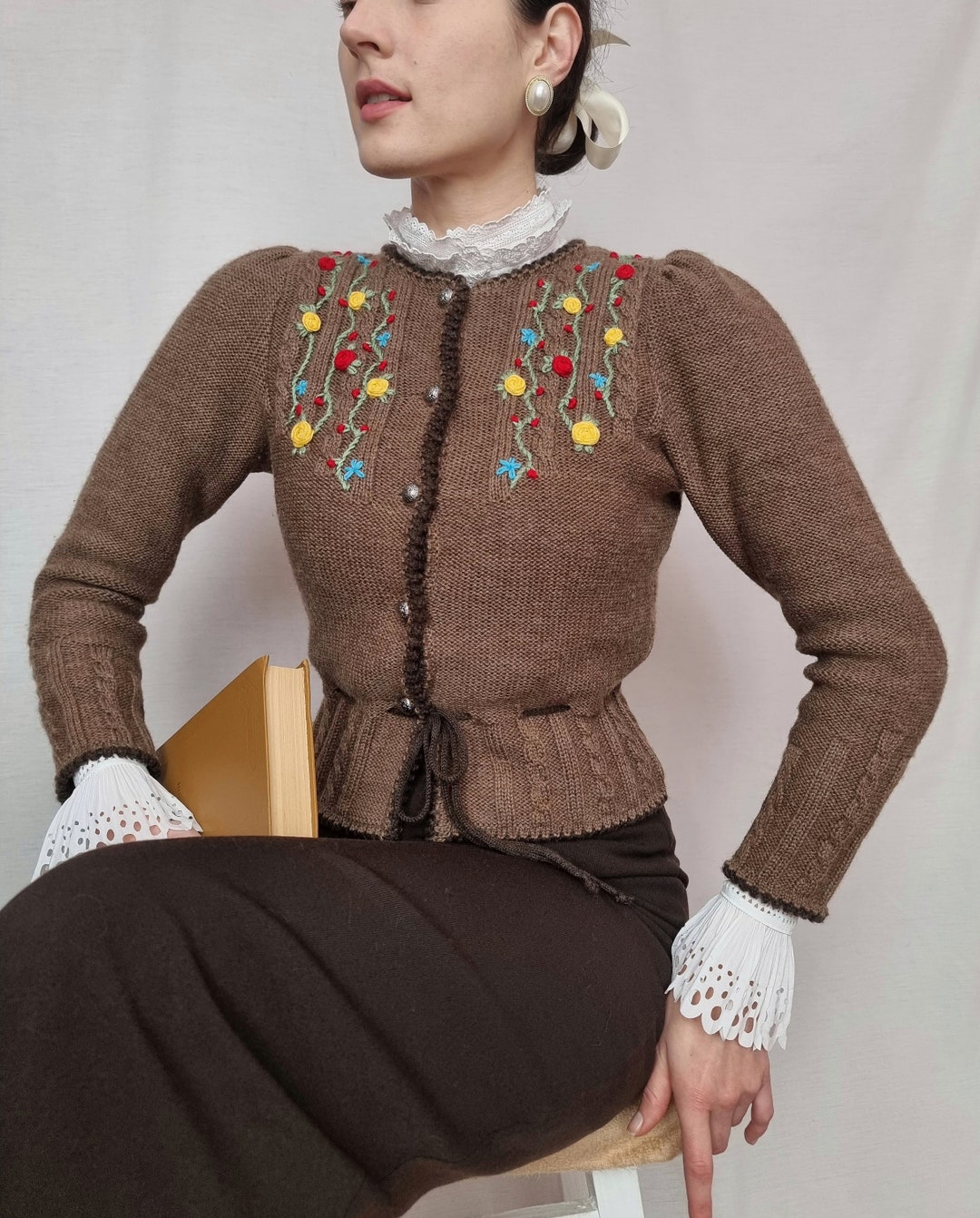 Vtg Embroidered Cardigan Wool/retro Cardigan Brown/austrian Cardigan ...