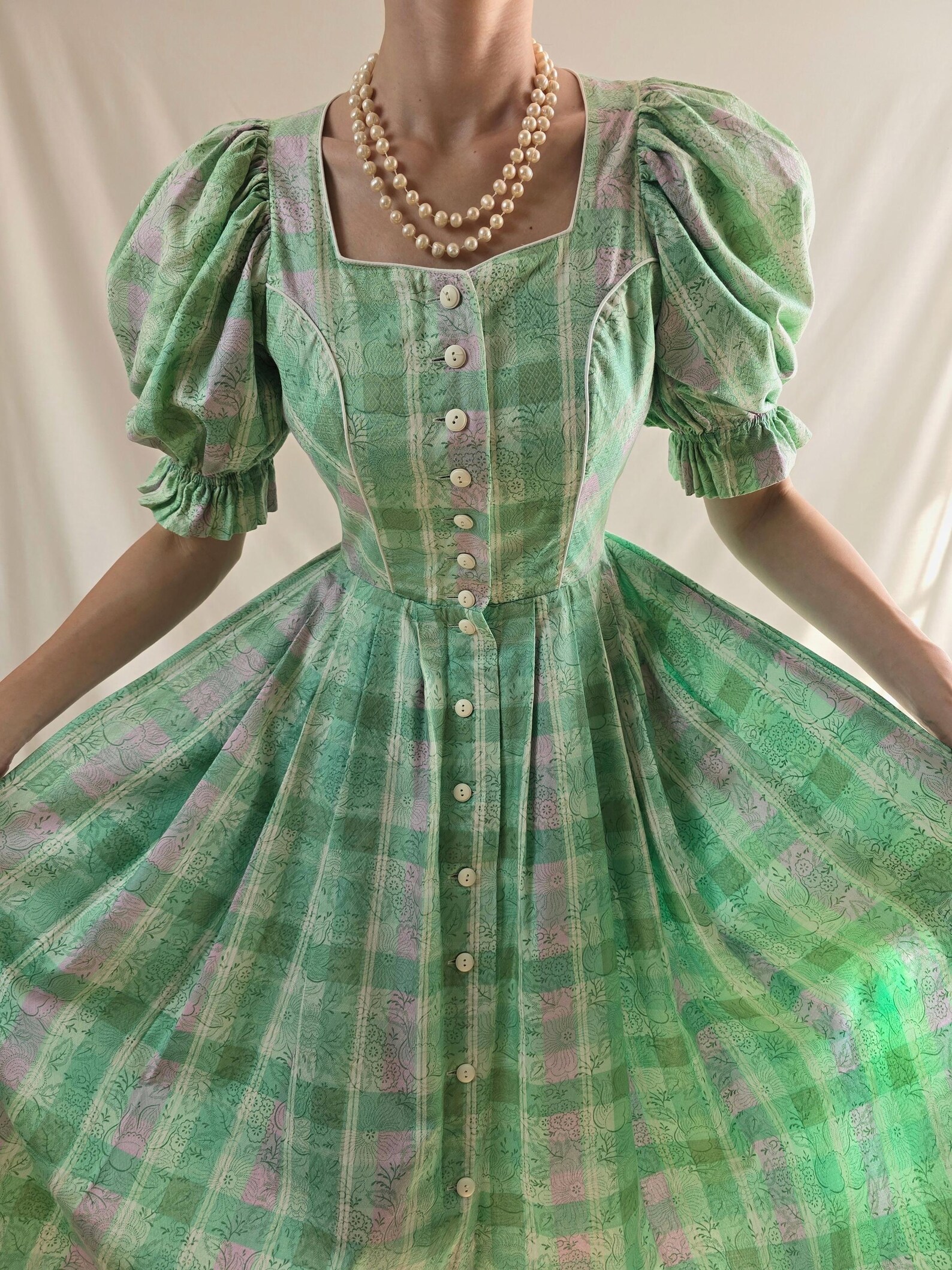 Traditional Austrian Dress Puffy Sleeves Print Bavarian Tracht Dress ...