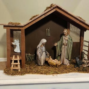 Nativity Stable Christmas Decor Lighted Creche Christmas Bethlehem ...