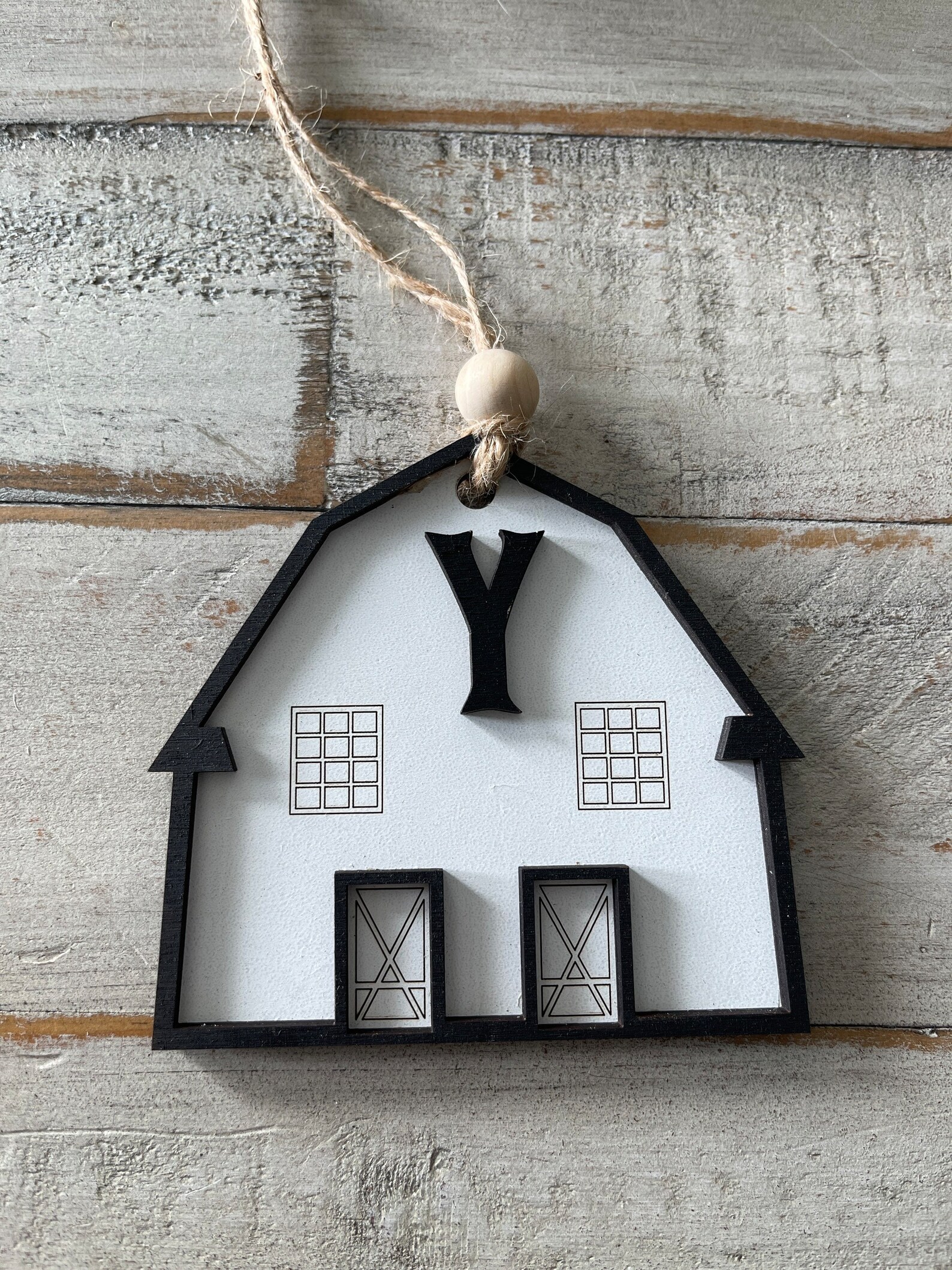 Farmhouse / Bunkhouse Barn Ornament. Can Be Personalized With - Etsy