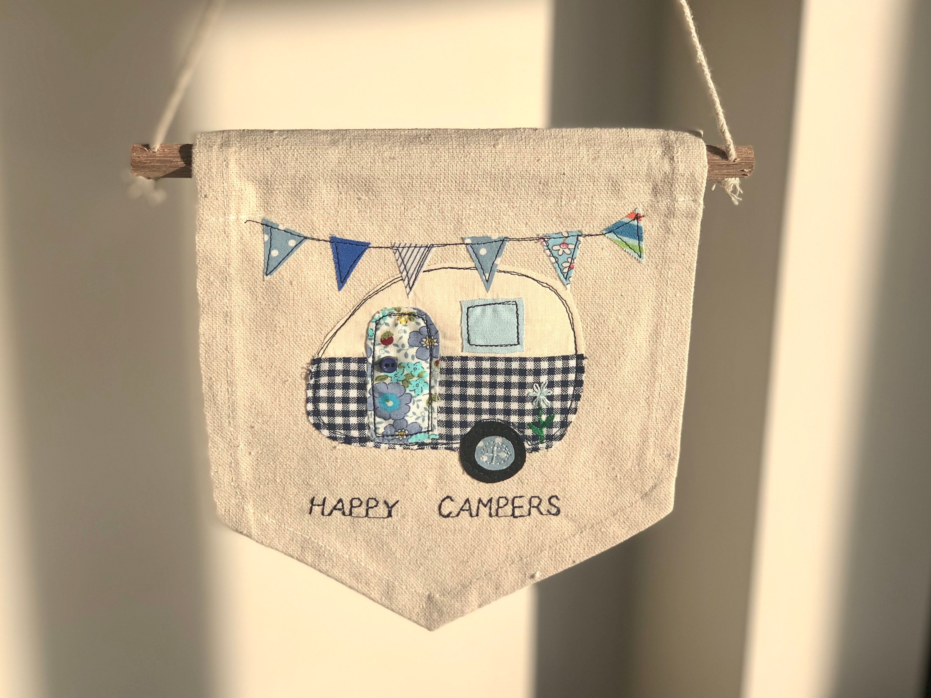 Happy Campers Caravan Wall Hanging Banner Charming Caravan Pennant ...