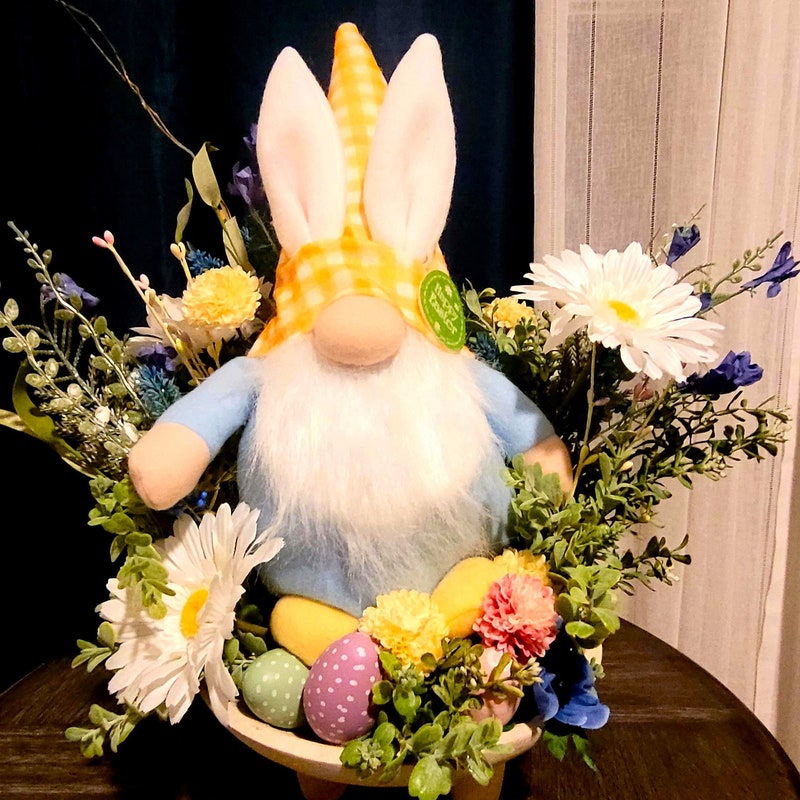 Gnome Centerpiece - Etsy