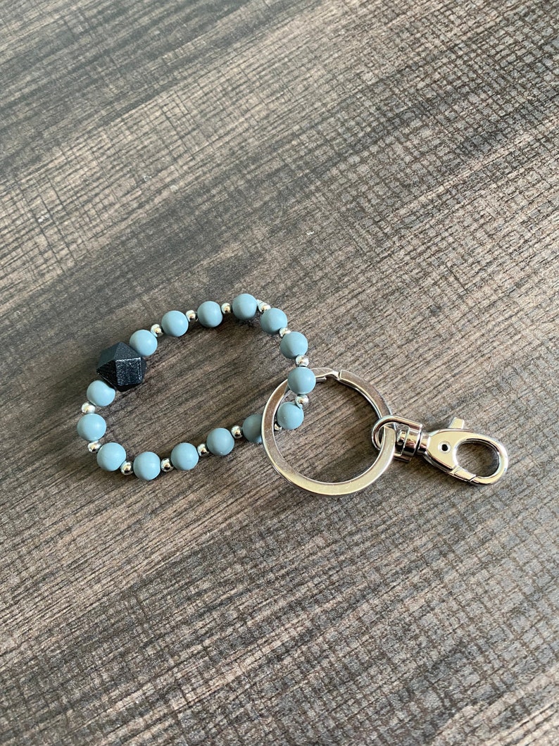 Gray Silicone Beaded Keychain, Handmade Keychain, Keychain Bracelet ...