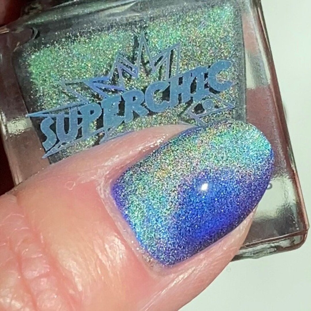 Jade Jaguar Holographic Multichrome Magnetic Cat Eye Topper Nail Polish ...