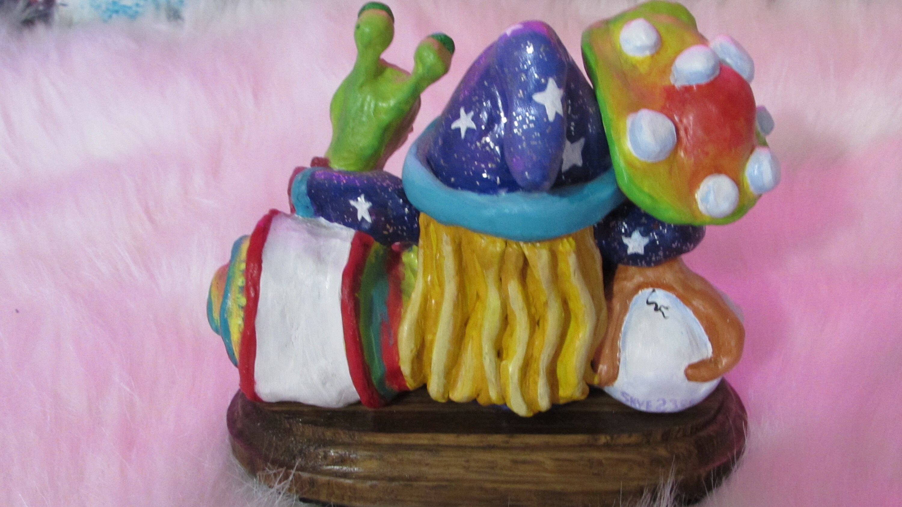 The Three Amigos! Trippy Hippie Clay Sculpture With Handmade Wooden ...