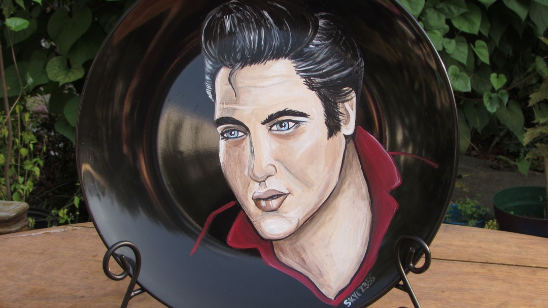 Elvis Presley | the King | Hand Painted | Wall Art | Decorative Plate ...