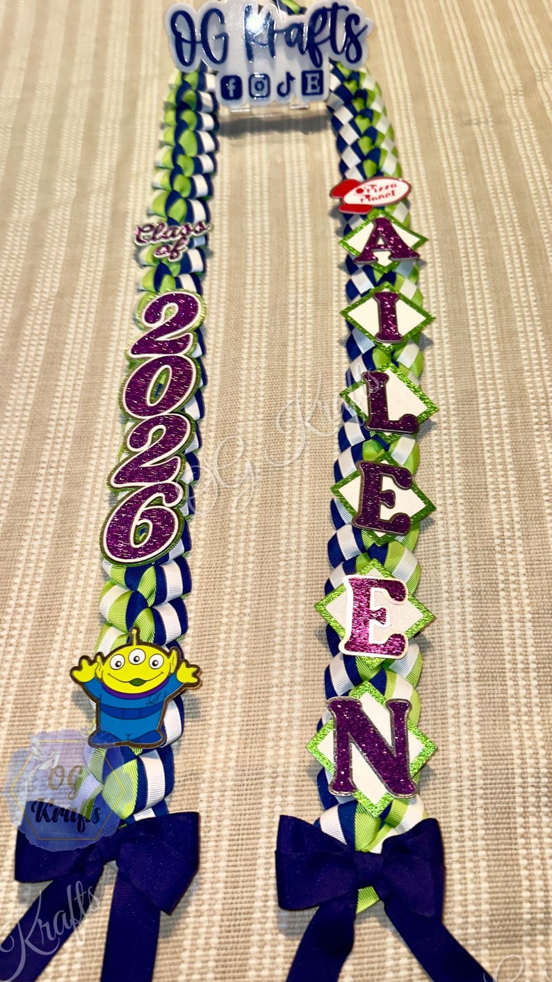 Custom Graduation Lei Alien Ribbon Lei Class of 2026 Keepsake Class of ...