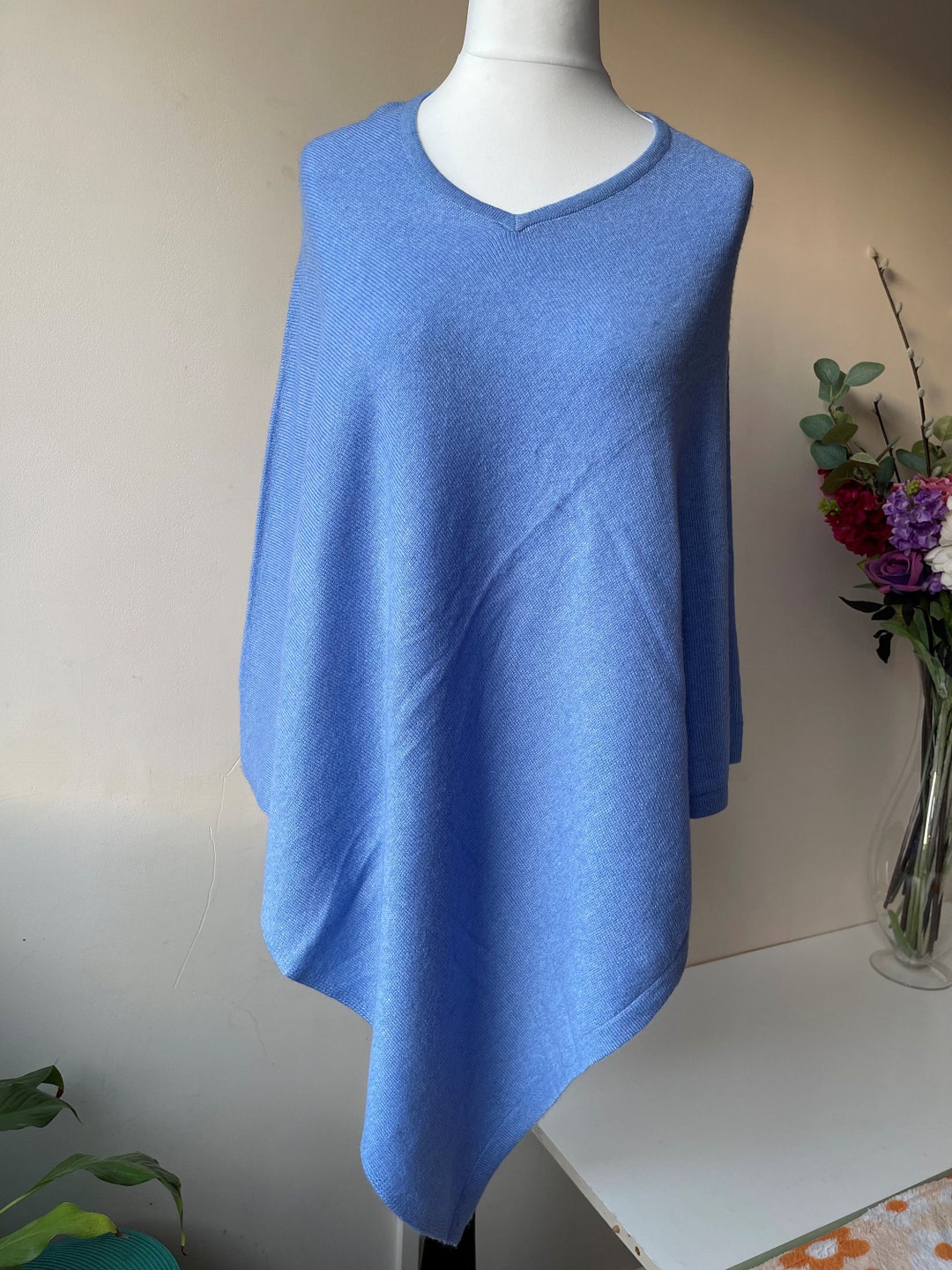 Beautiful Soft Woollen Poncho Soft & Warm Wrap WOOL Cardigan for Travel ...