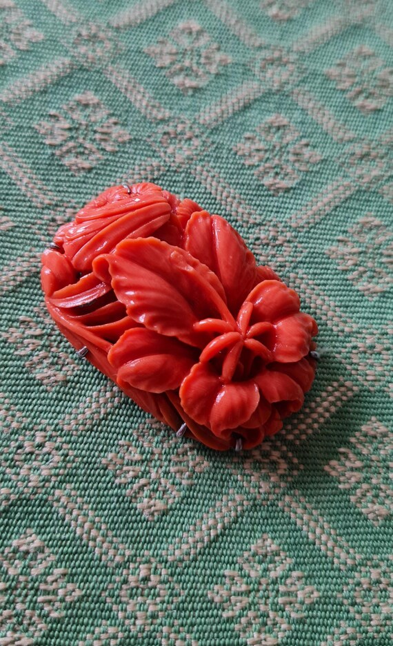 Genuine Masterpiece Japanese Carved Momo Coral Flower… - Gem