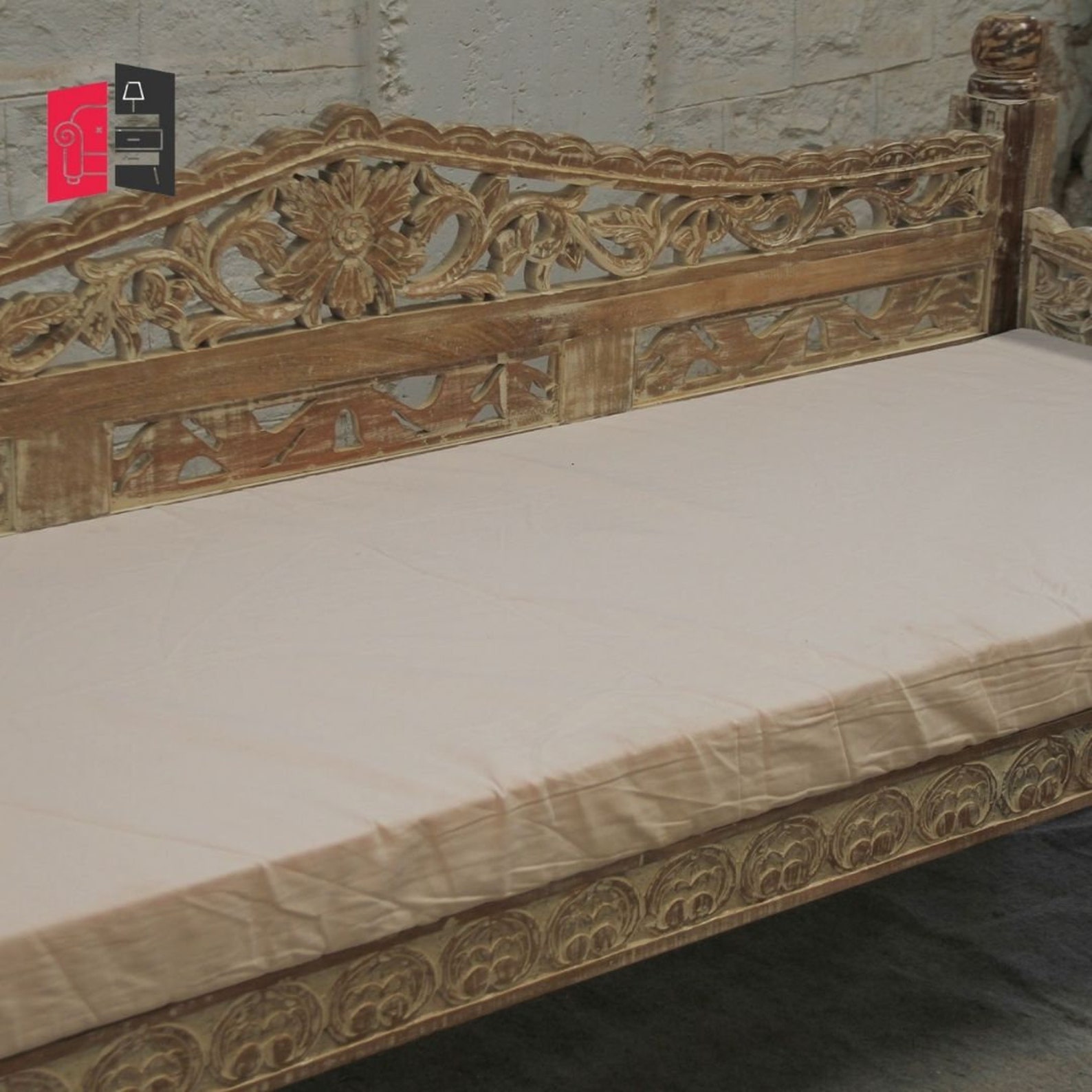 Hand Carved Rustic Floral Daybed living Room Furniture - Etsy