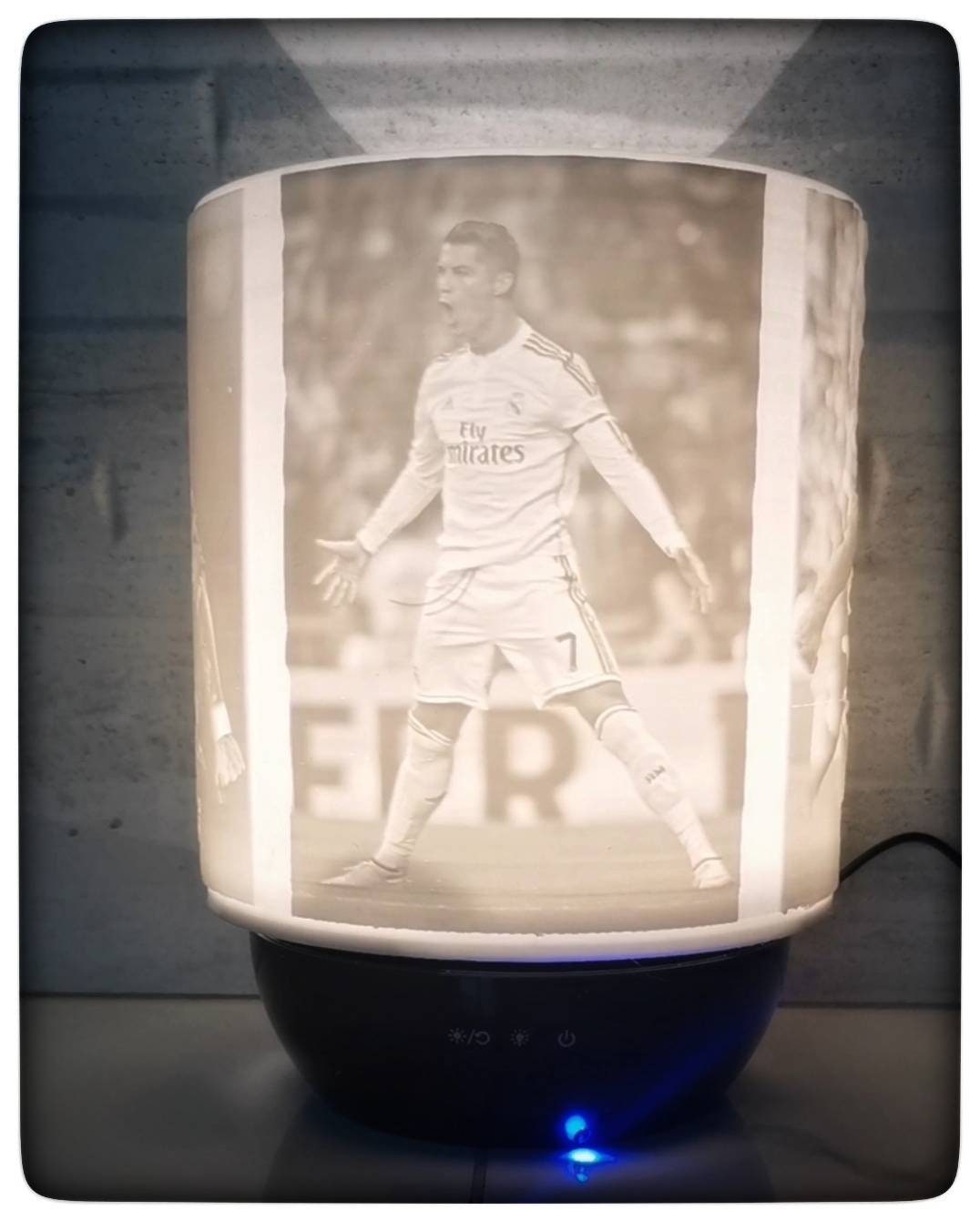 Cristiano Ronaldo - Rotating 3D Printed Bluetooth Speaker Lamp - Etsy