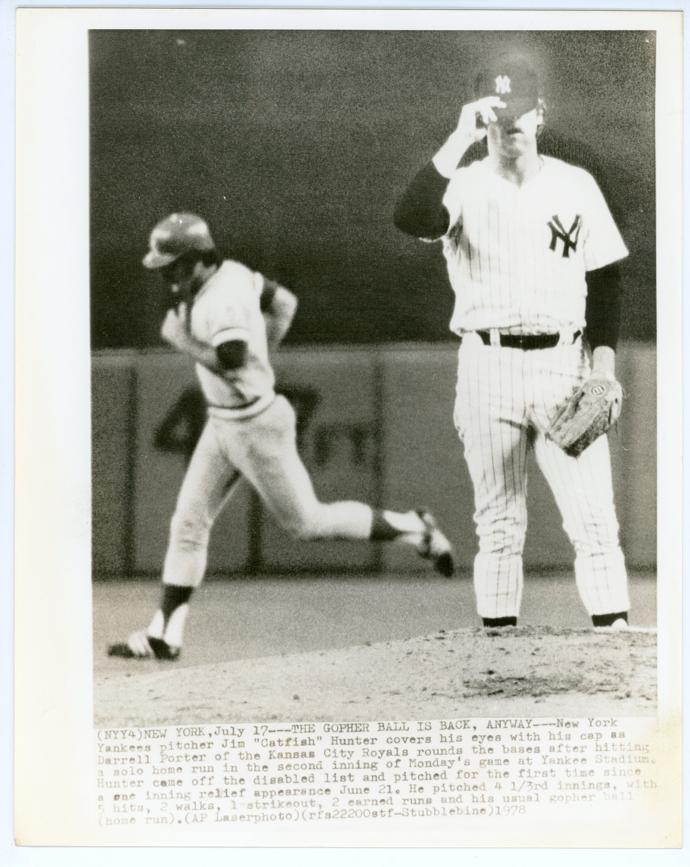 Jim "catfish" Hunter and Darrell Porter Type III B/w Press Photo, 1978 ...