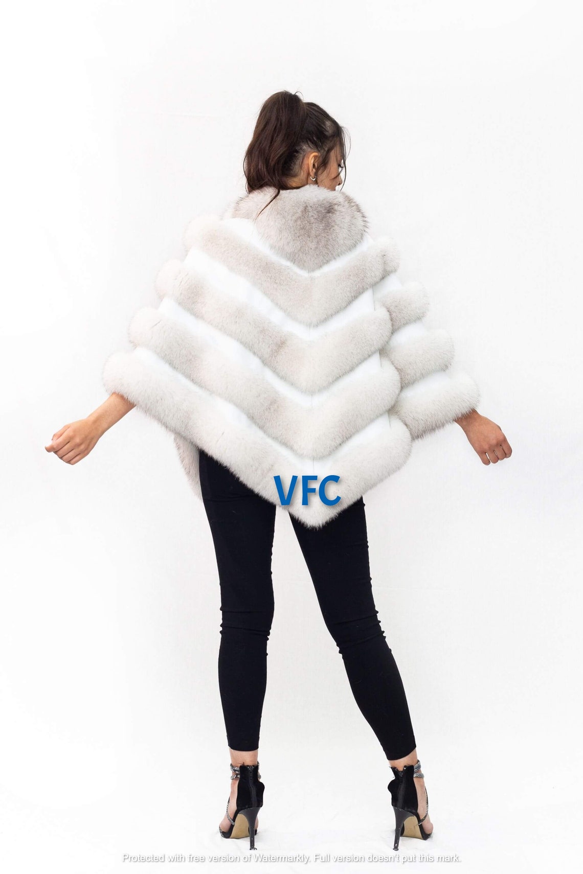 Real Fox Fur Cape White Fox Fur Cape Fluffy Fur Cape Luxury Etsy