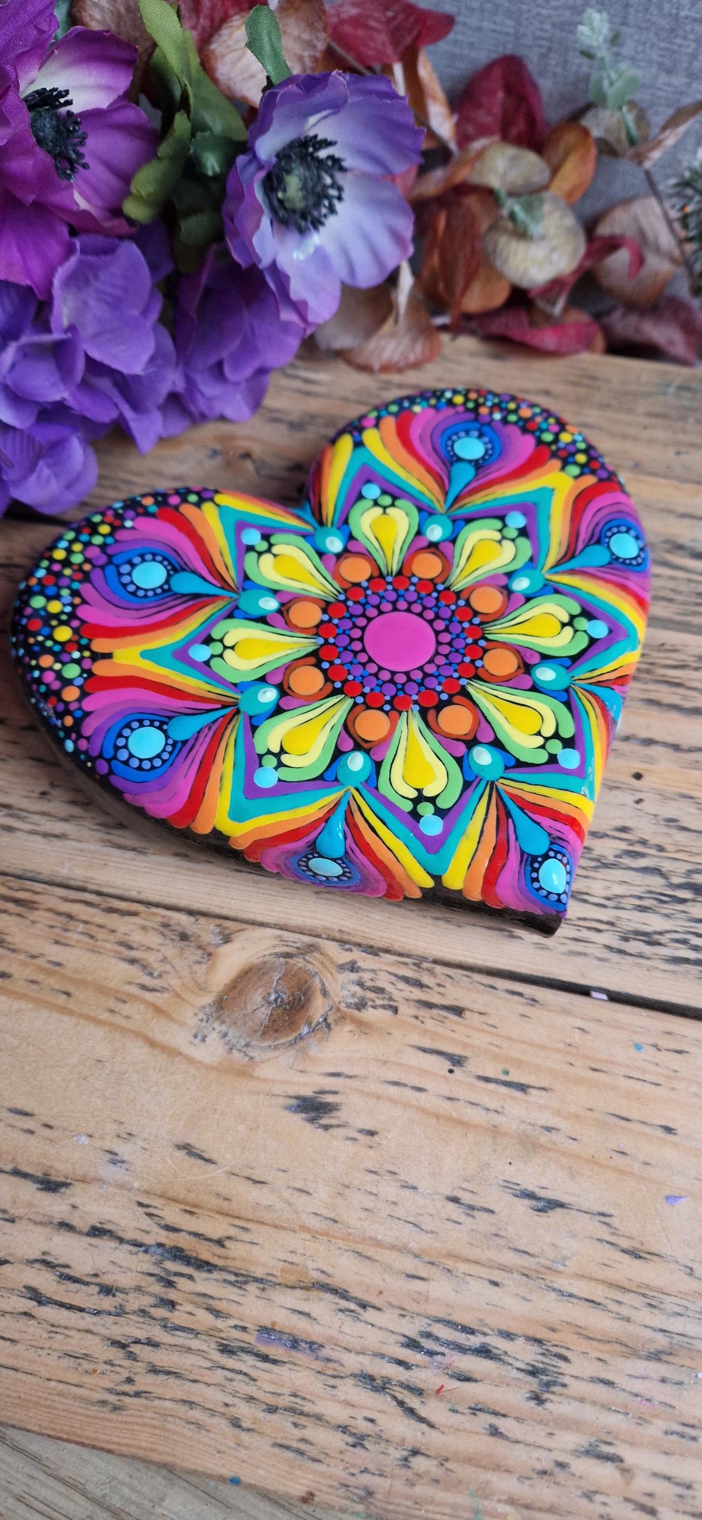 Mandala Heart, Mandala, Mandala Painting, Mandala Stone Hand Painted ...