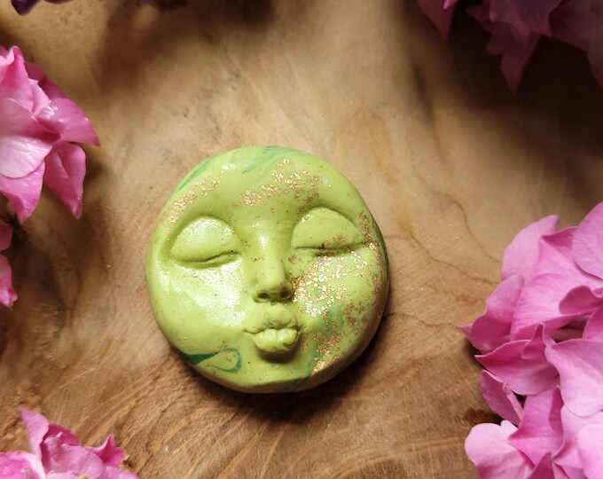 Pouting Moon Goddess, Moon Goddess Face, Pouting Face, Pouting Face ...